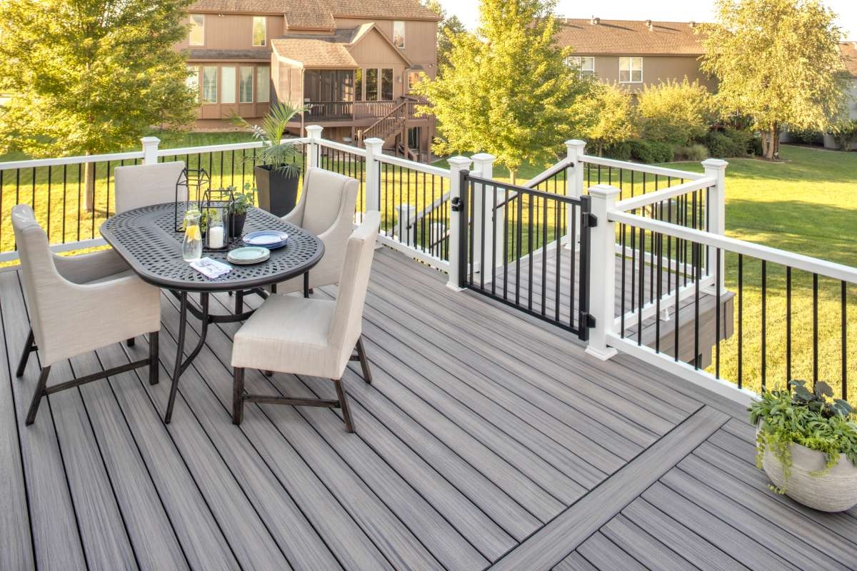 Best Features to Add to Your Deck if You Have Children | Trex