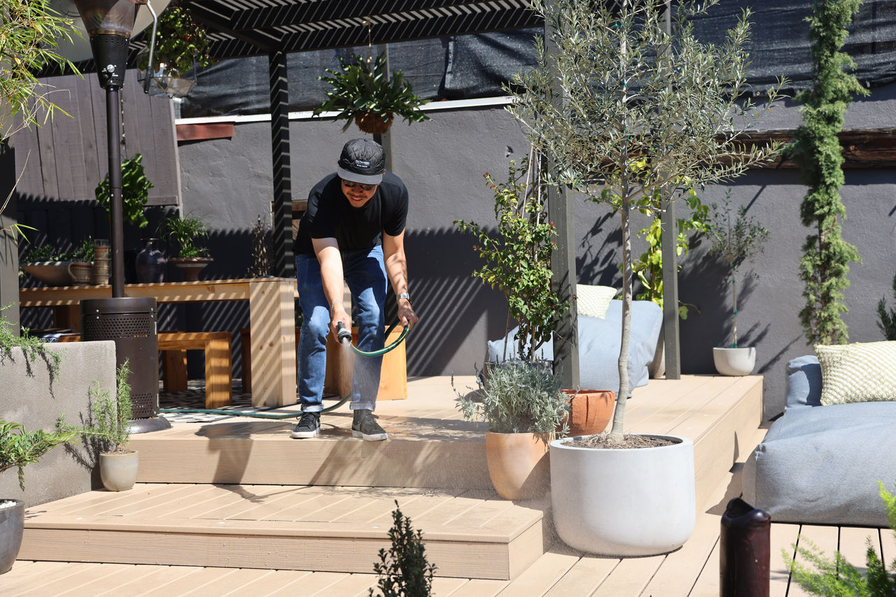 How to Clean a Composite Deck | Trex