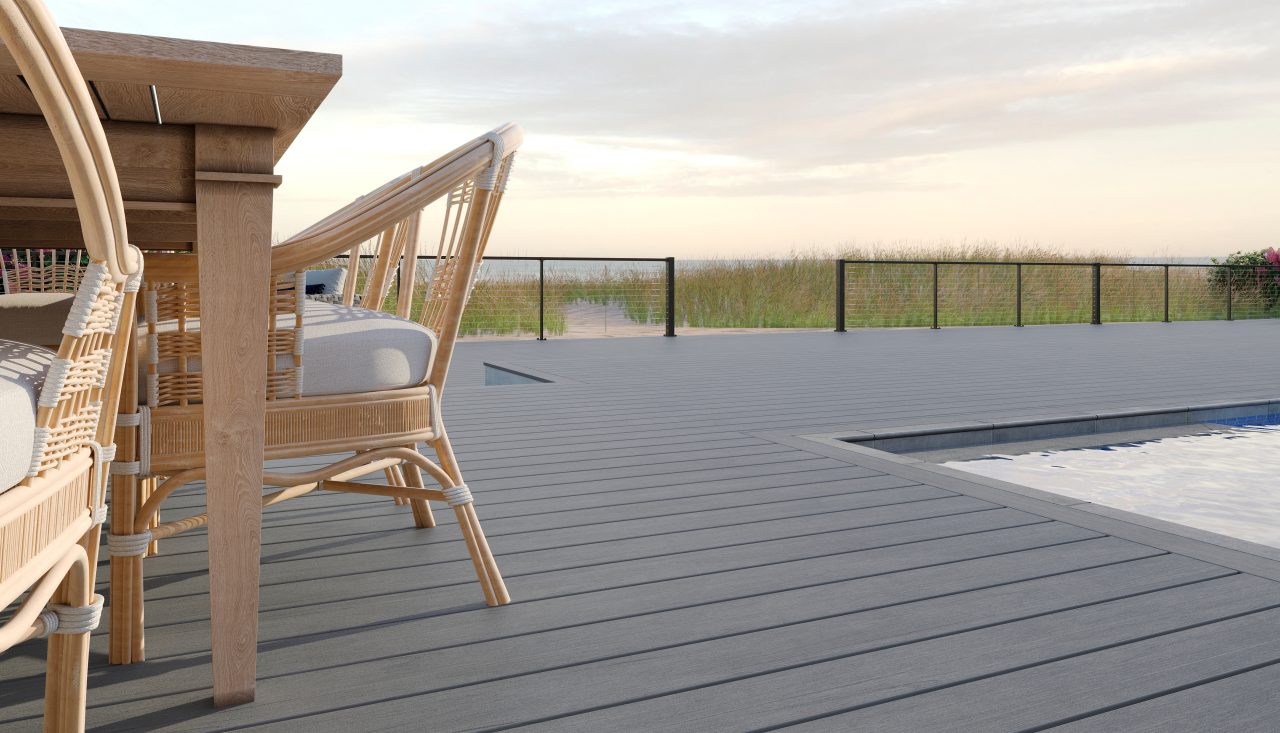 5 Best Dock Railing Ideas for Safety & Style (With Pictures) | Trex