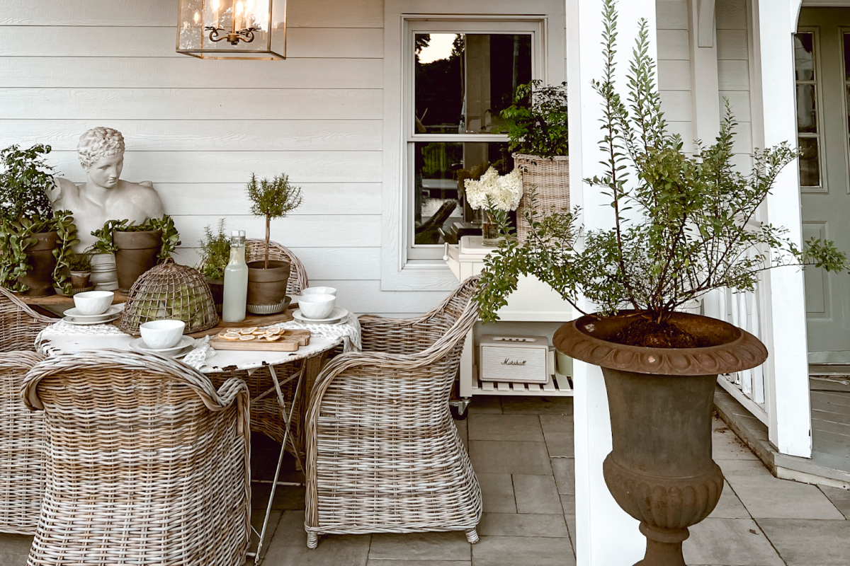 How to Bring the Cottagecore Aesthetic to Your Outdoor Space | Trex