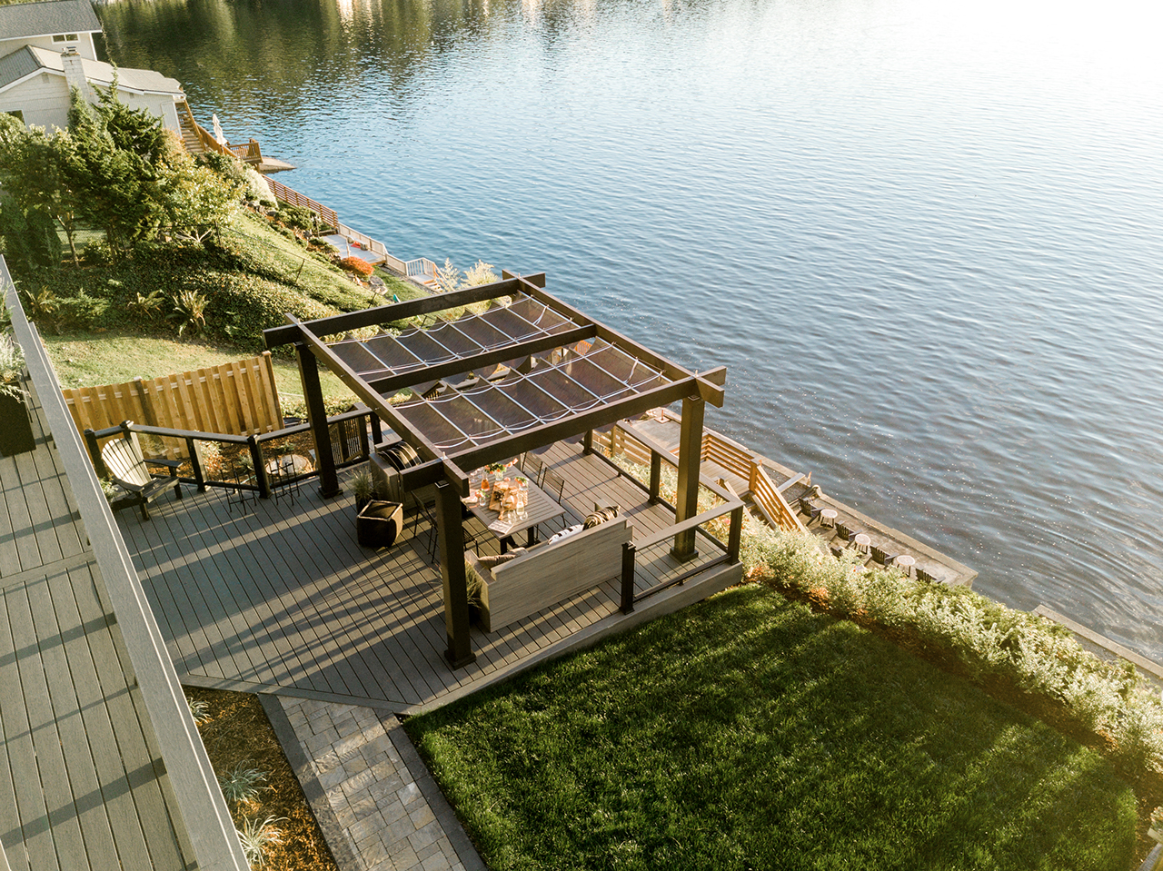 8 Lake House and Lakeside Deck Ideas | Trex | Trex