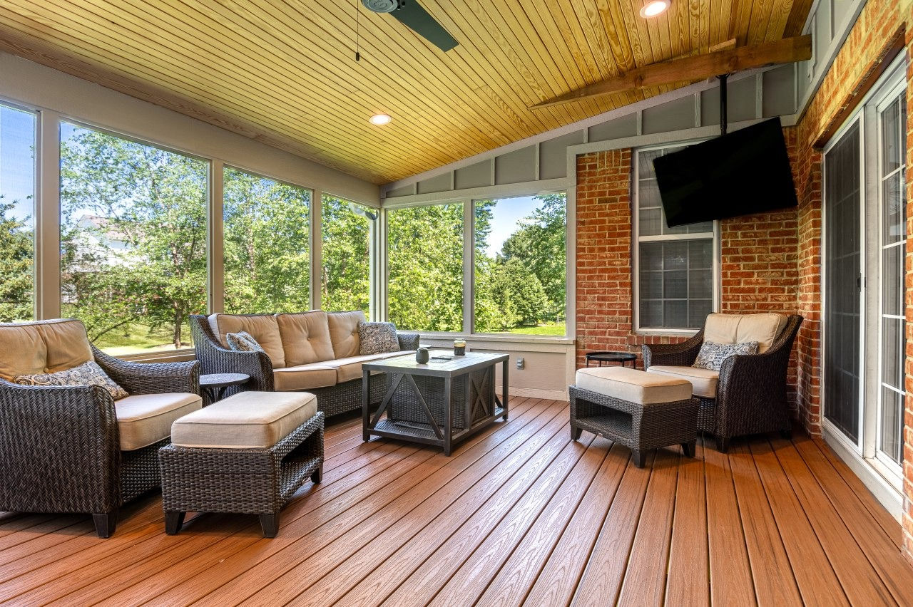 16 Creative Screened-In Porch and Deck Ideas for your Home | Trex