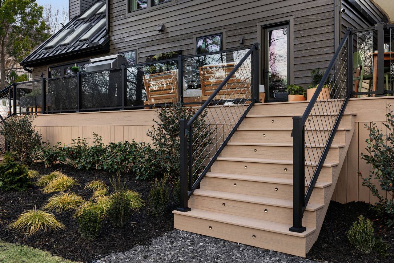 Trex® Products Elevate Outdoor Renovation at HGTV® Smart Home 2024 | Trex