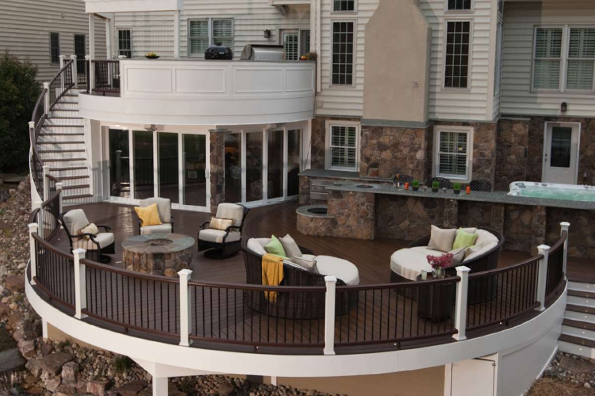 Deck Must-Have Features for an Incredible Deck | Trex
