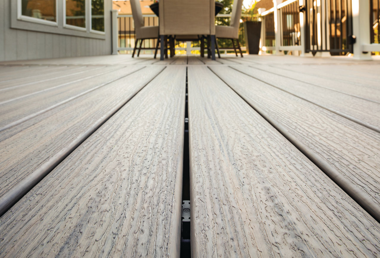 Deck Must-Have Features for an Incredible Deck | Trex